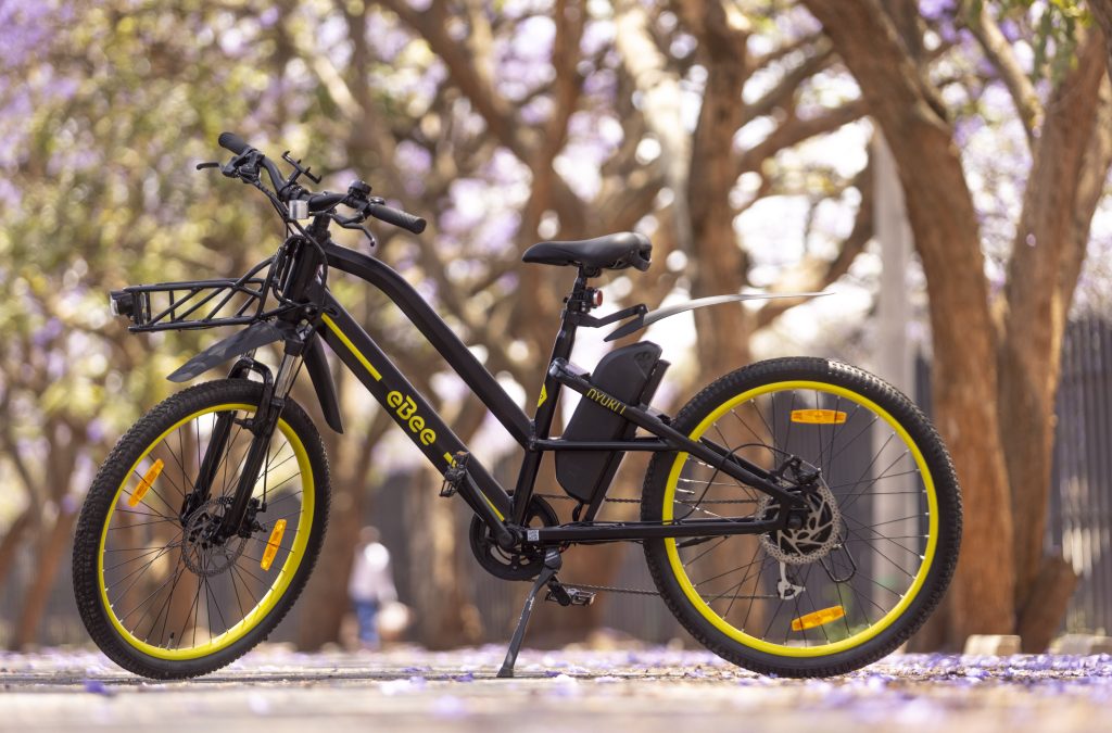 Electric bicycles with swappable batteries now available in Kenya ...